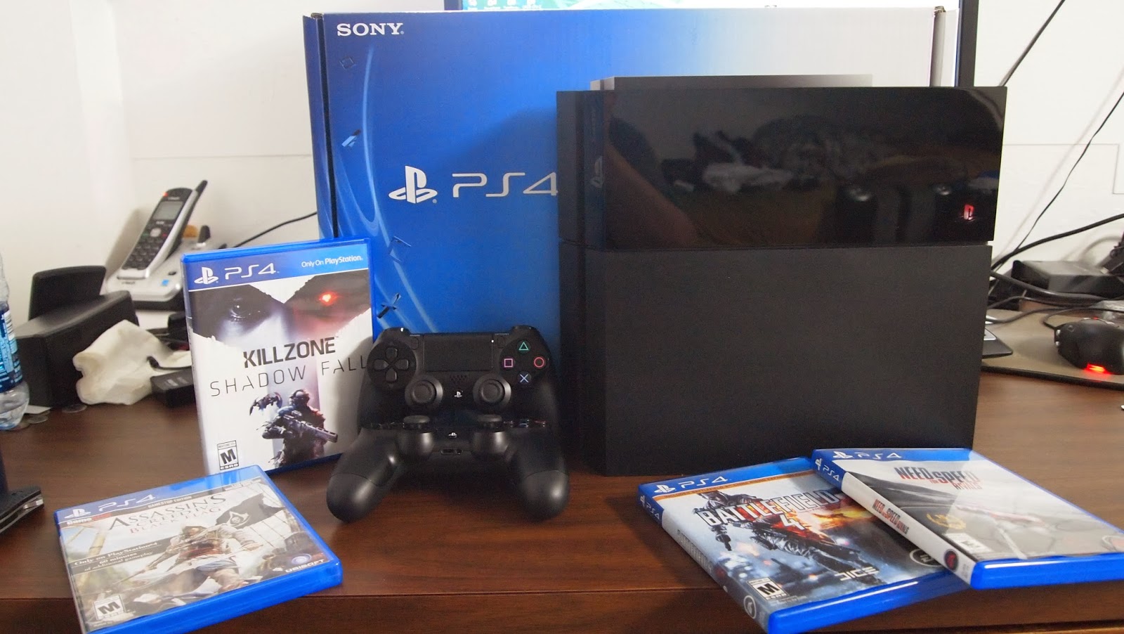 Thoughts, Rants & Reviews: REVIEW: Sony PlayStation 4