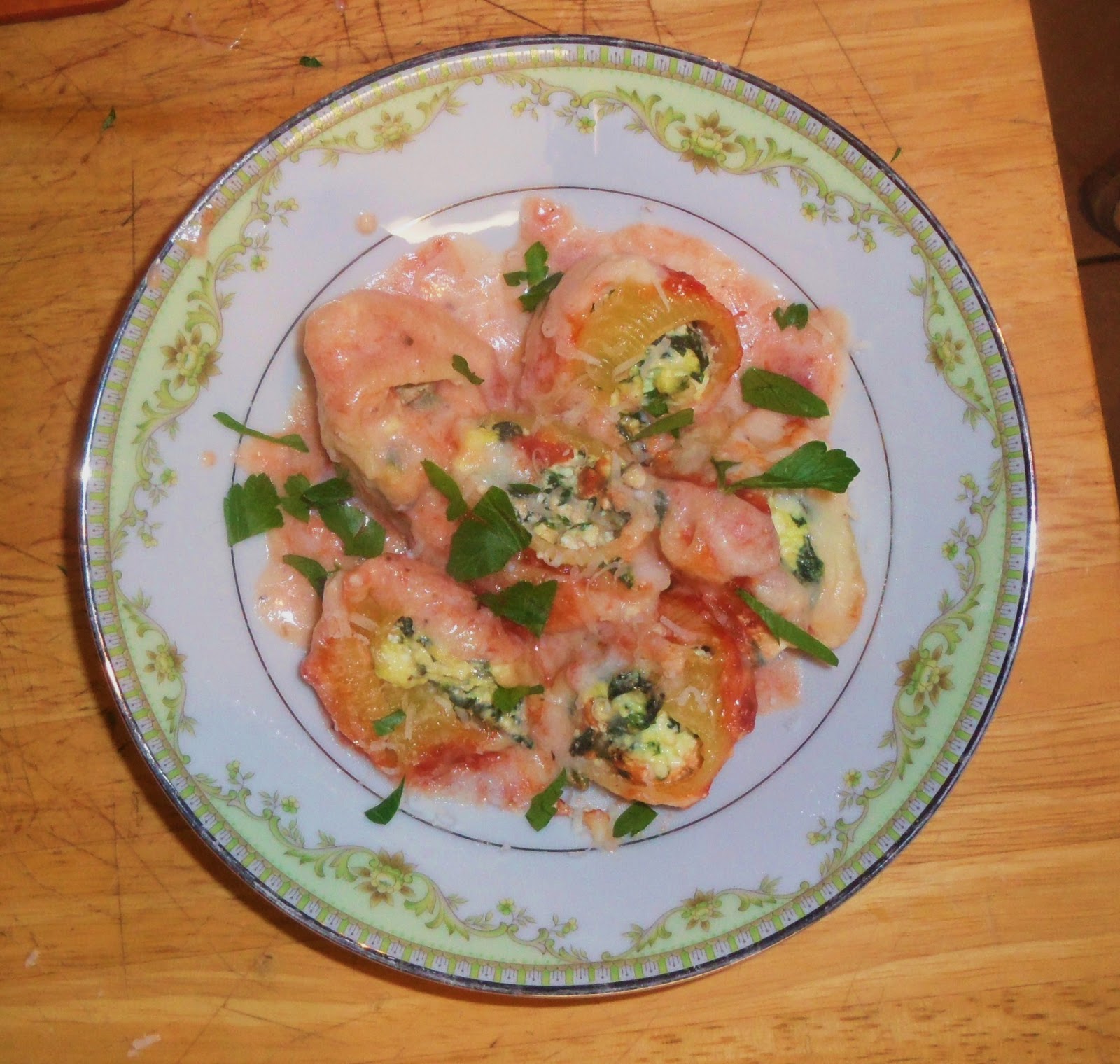 Food By Bram: Lumaconi Pasta Stuffed with Spinach & Ricotta