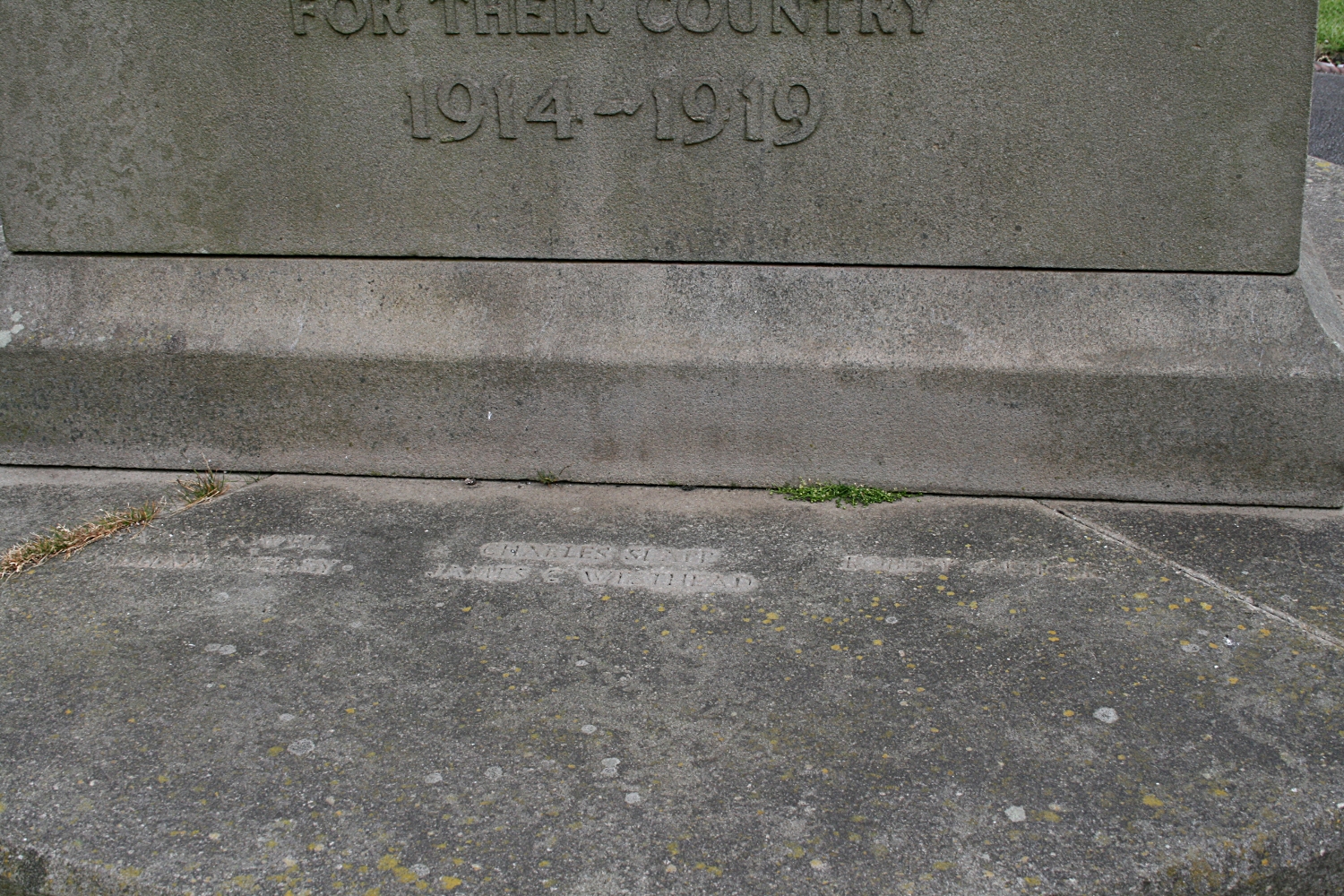 Memorials: Fleetwood, St Peter's memorial