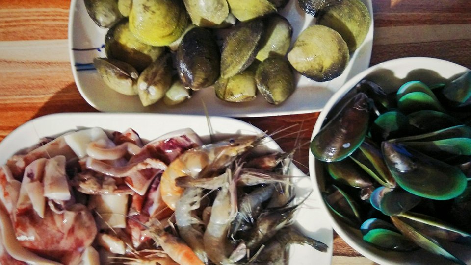 Deliciously Hot and Spicy Korean Seafood Soup (Jjampong)