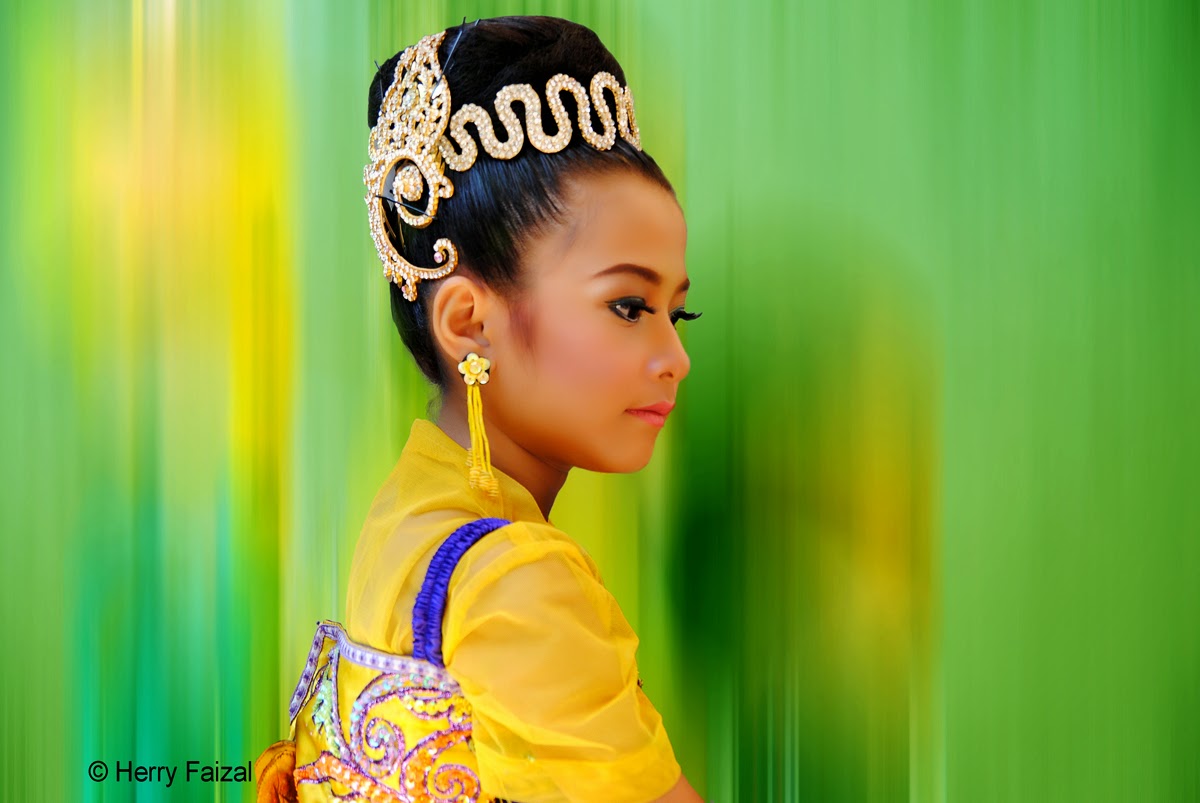 Tutorial Make Up Tari Jaipong - Semua Tentang Make Up