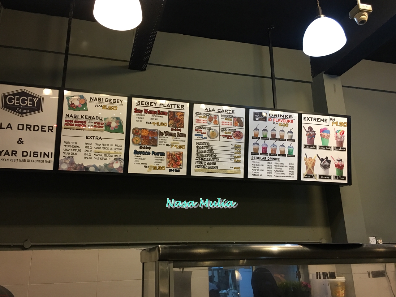 warna warni hidupku..............: Lao Mandre: Gegey Restoran