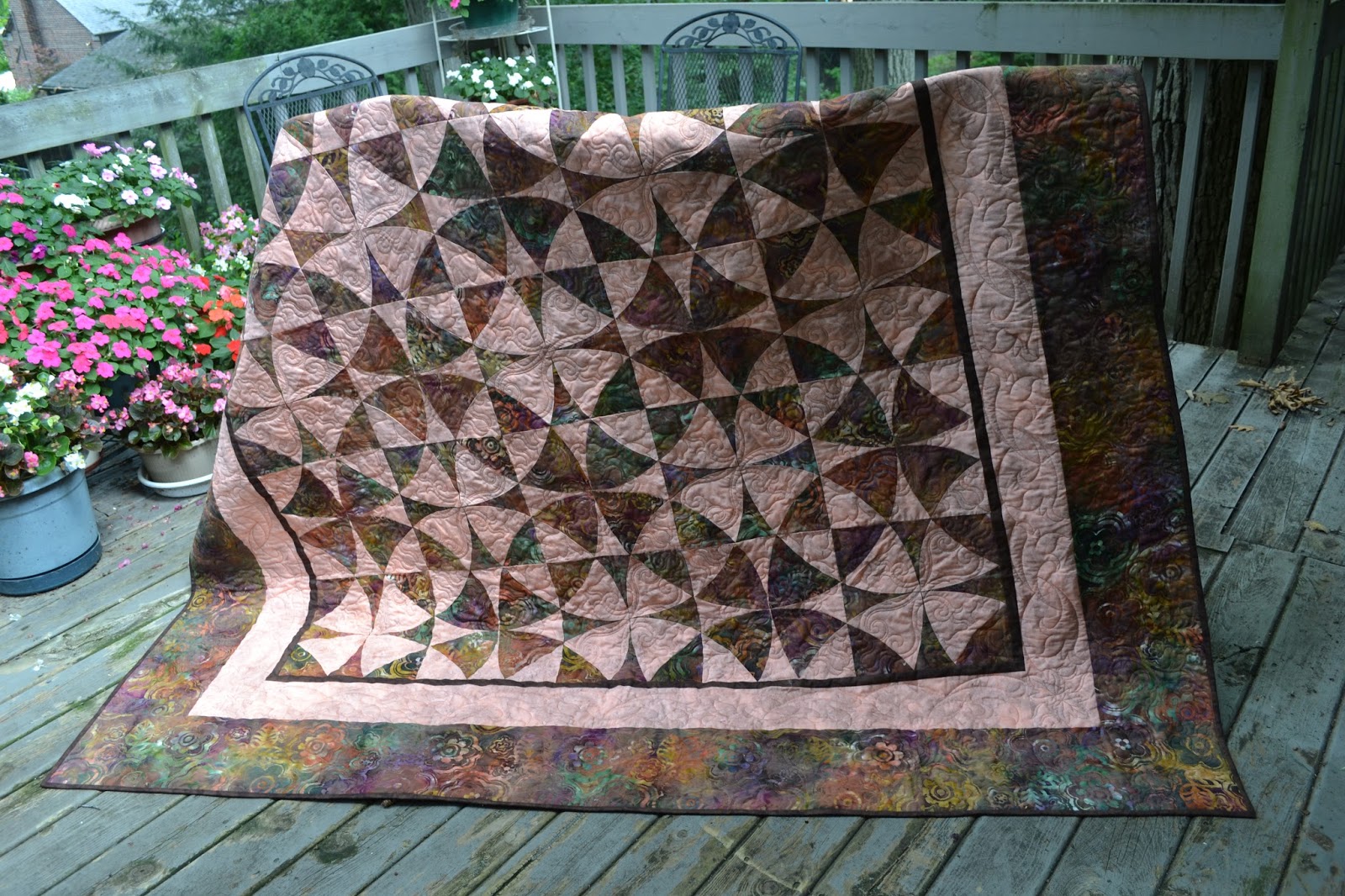 Ruby Red Embroidery and Quilting: Winding Ways Quilt