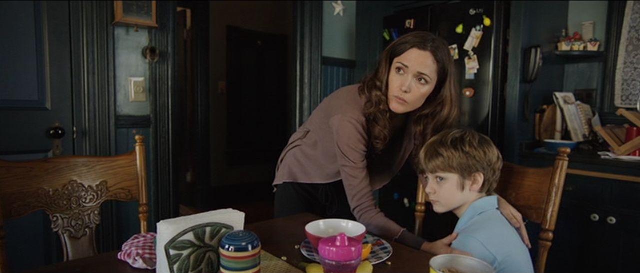 Horror Film Aesthetics: A Powerful Silhouette in Insidious: Chapter 2