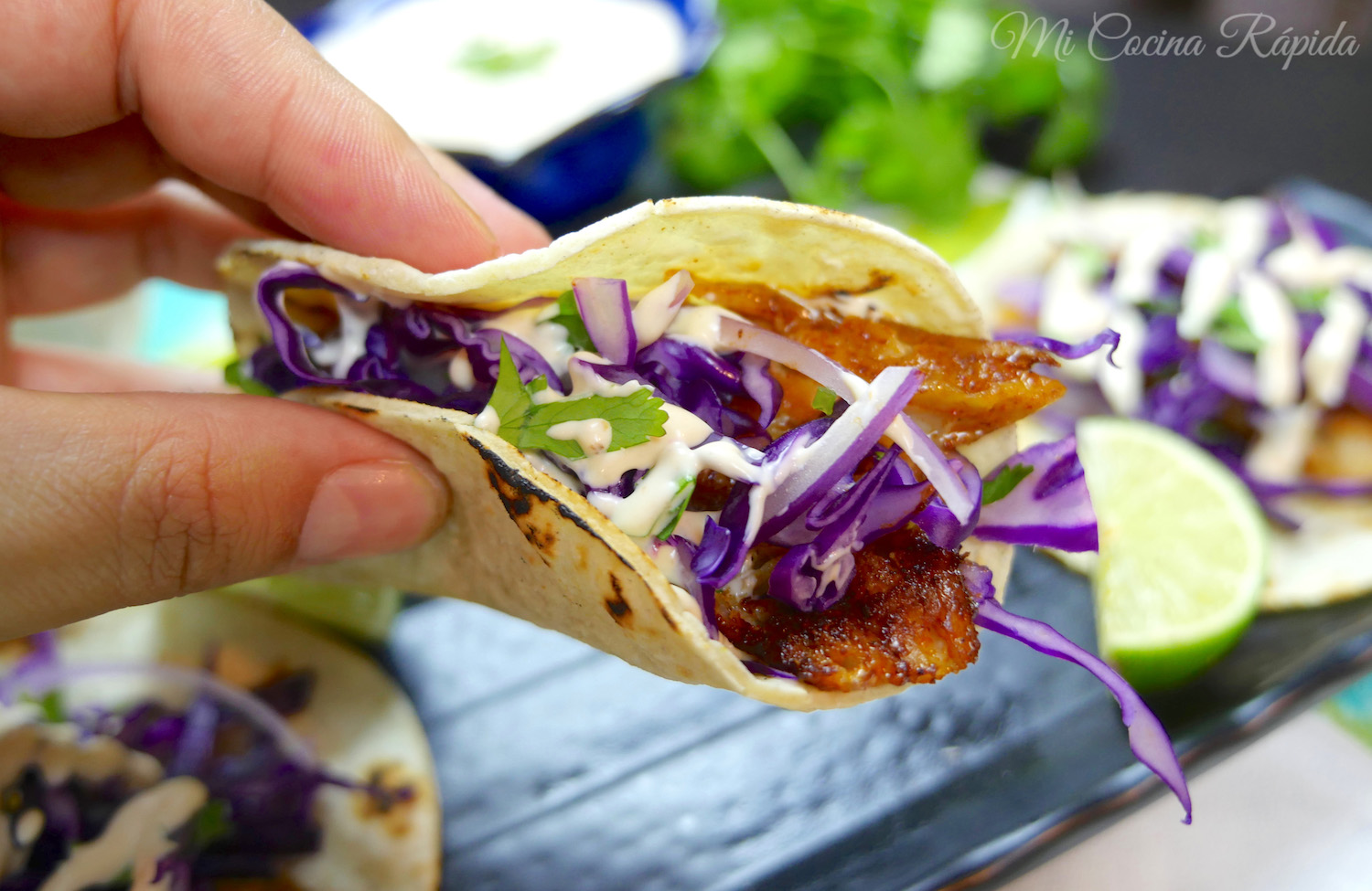 Tacos de Pescado Con Repollo Morado - Mi Cocina Rápida