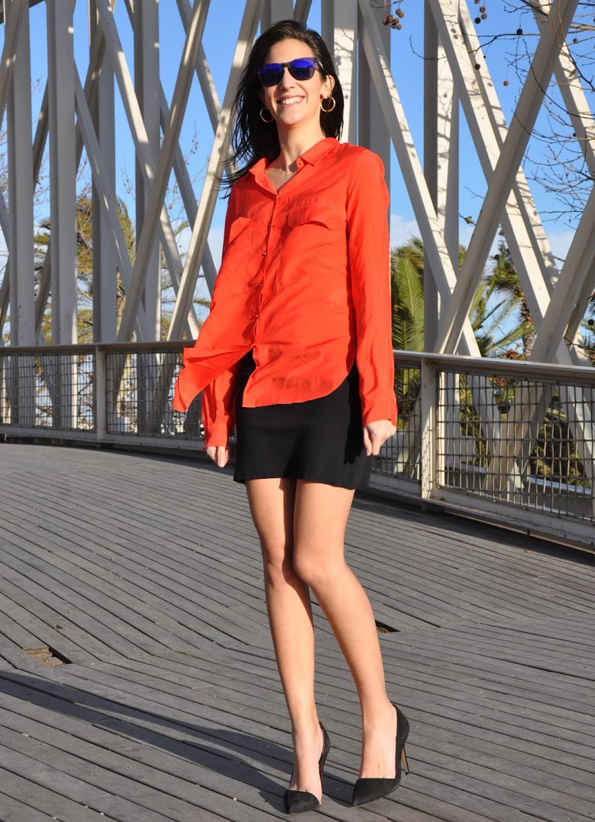 Windy day blogger, blonde, blouse, camisa bolsillos, como llevar ...