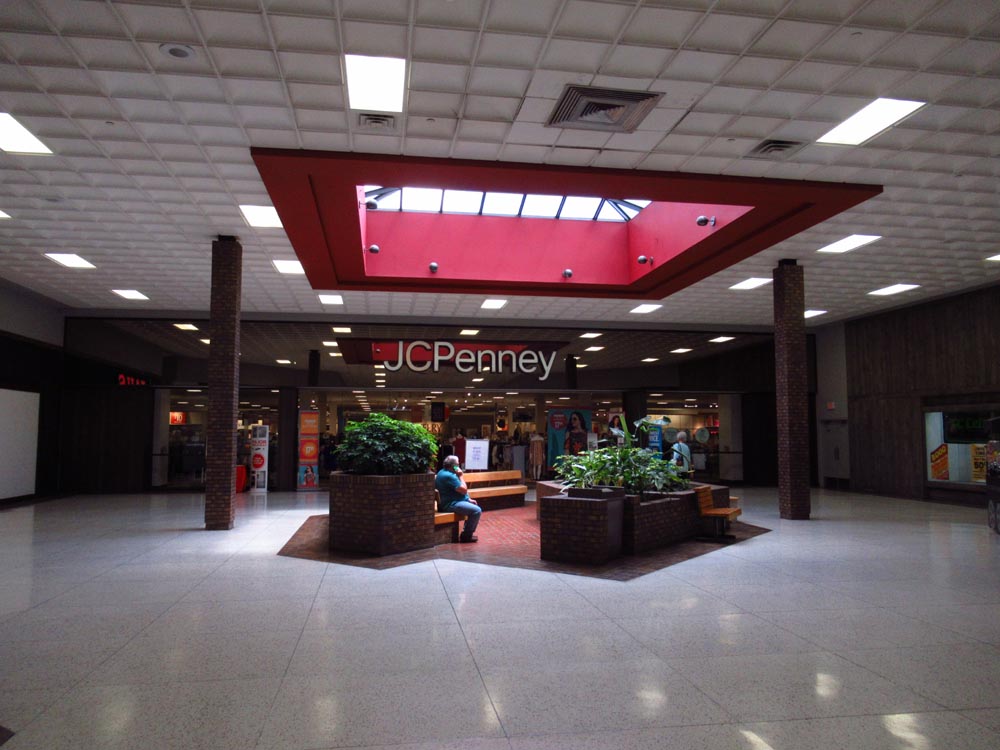 Sky City: Retail History: Indiana Mall: Indiana (White Township), PA