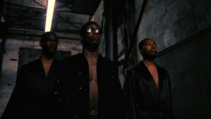 Detrás de las Cámaras: The Warriors, todas las bandas de la película