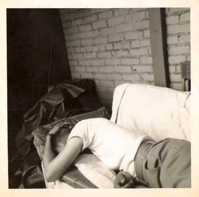 26 Old Snapshots Capture People Napping on Their Couches ~ Vintage Everyday