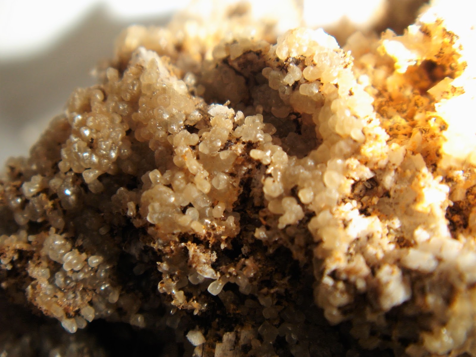 MineralesDB: Smithsonita de Montaleón, Orduña, Bizkaia