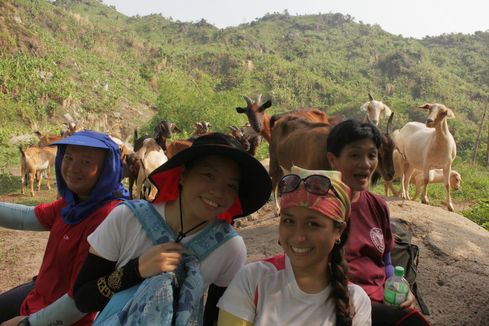 Larga-Bista: Mount Telakawa (Capas, Tarlac)