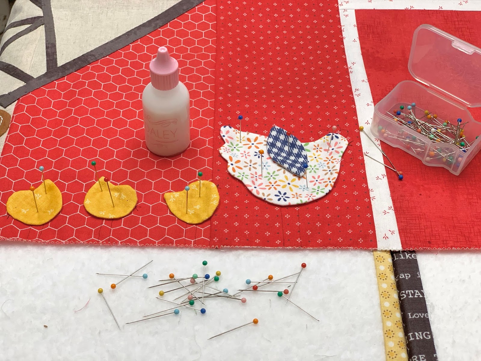 Farm Sweet Farm Sew Along - Barn and Silo Block!! | Bee In My Bonnet ...