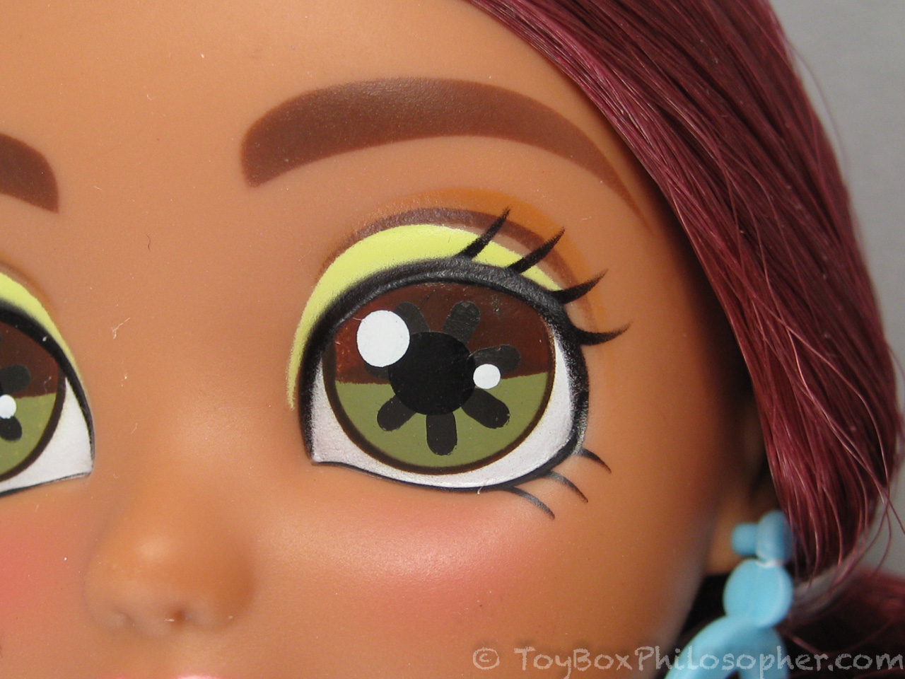 Vi and Va Dolls by MGA Entertainment | The Toy Box Philosopher