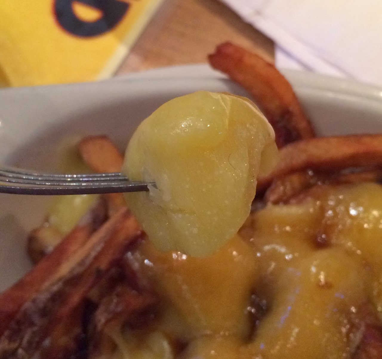 Poutine From Dive Bar / ダイブ バーのプーティン ~ I'm Made of Sugar! - Chihiro's ...