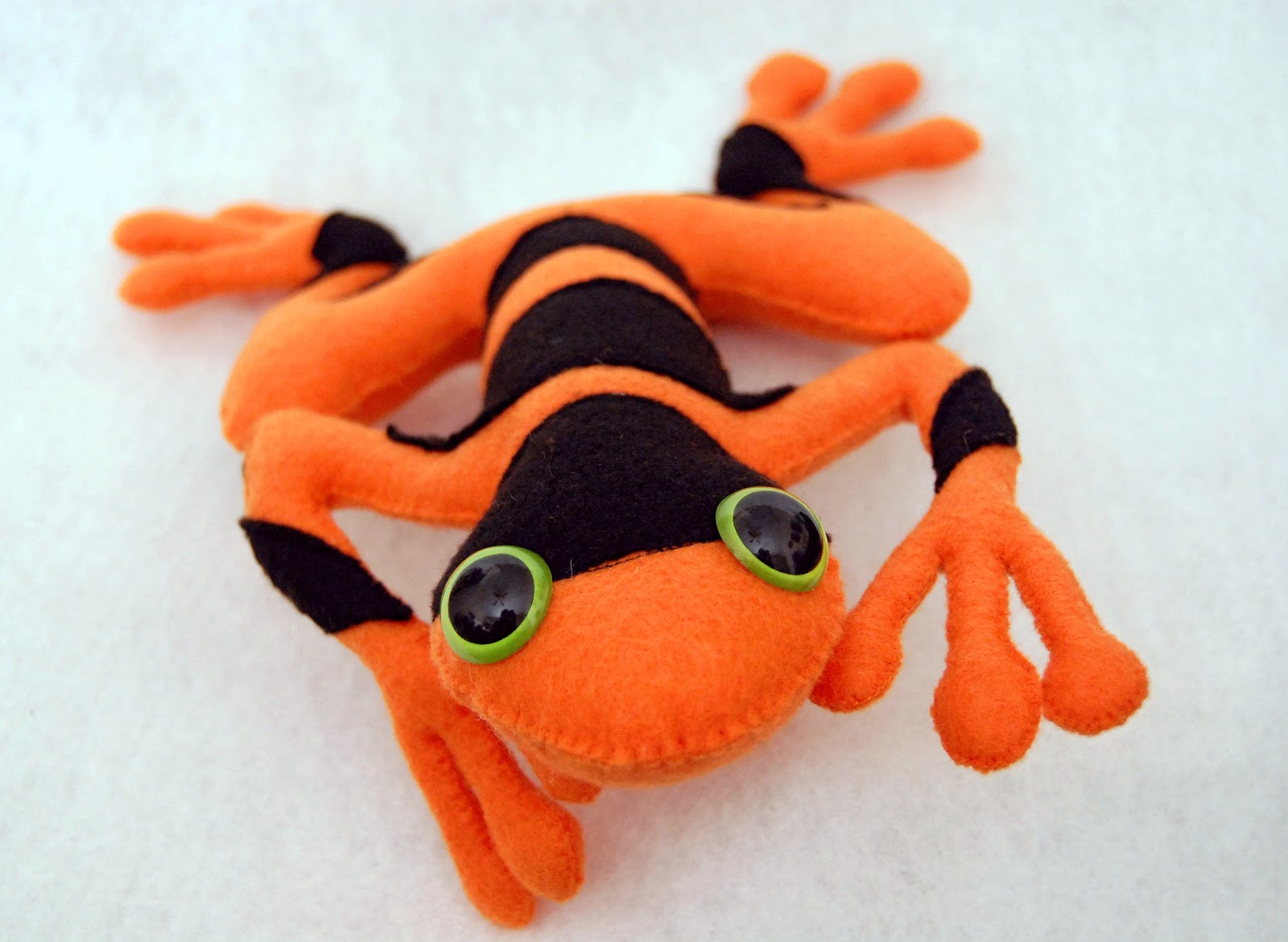 The Toy Cove: Science Toys: Plush Poison Dart Frogs