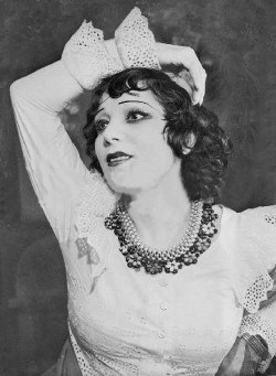 DEL CUPLÉ A LA REVISTA: RAQUEL MELLER. "La Cantactriz" del Cuplé