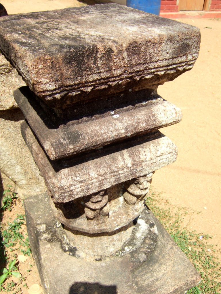ANICCASIGHT: A glorious Dambadeniya Ancient Temple - Wayamba