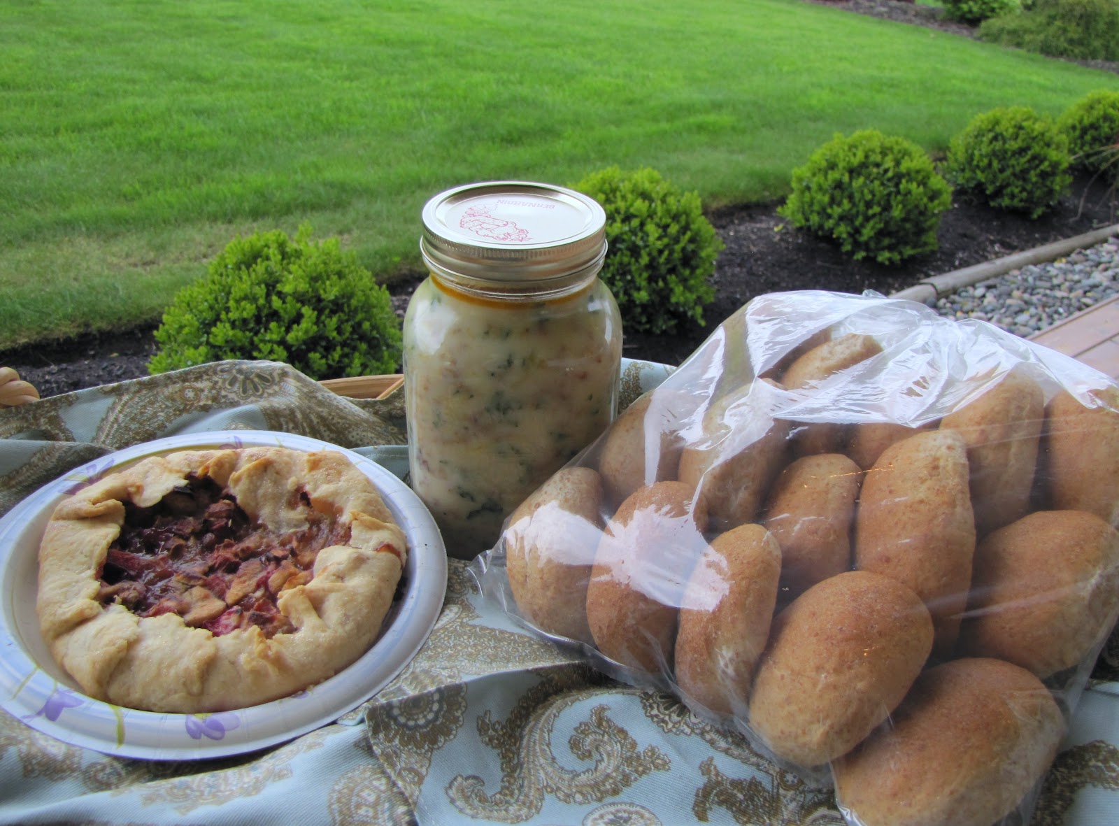 Mennonite Girls Can Cook: Dinner to Go