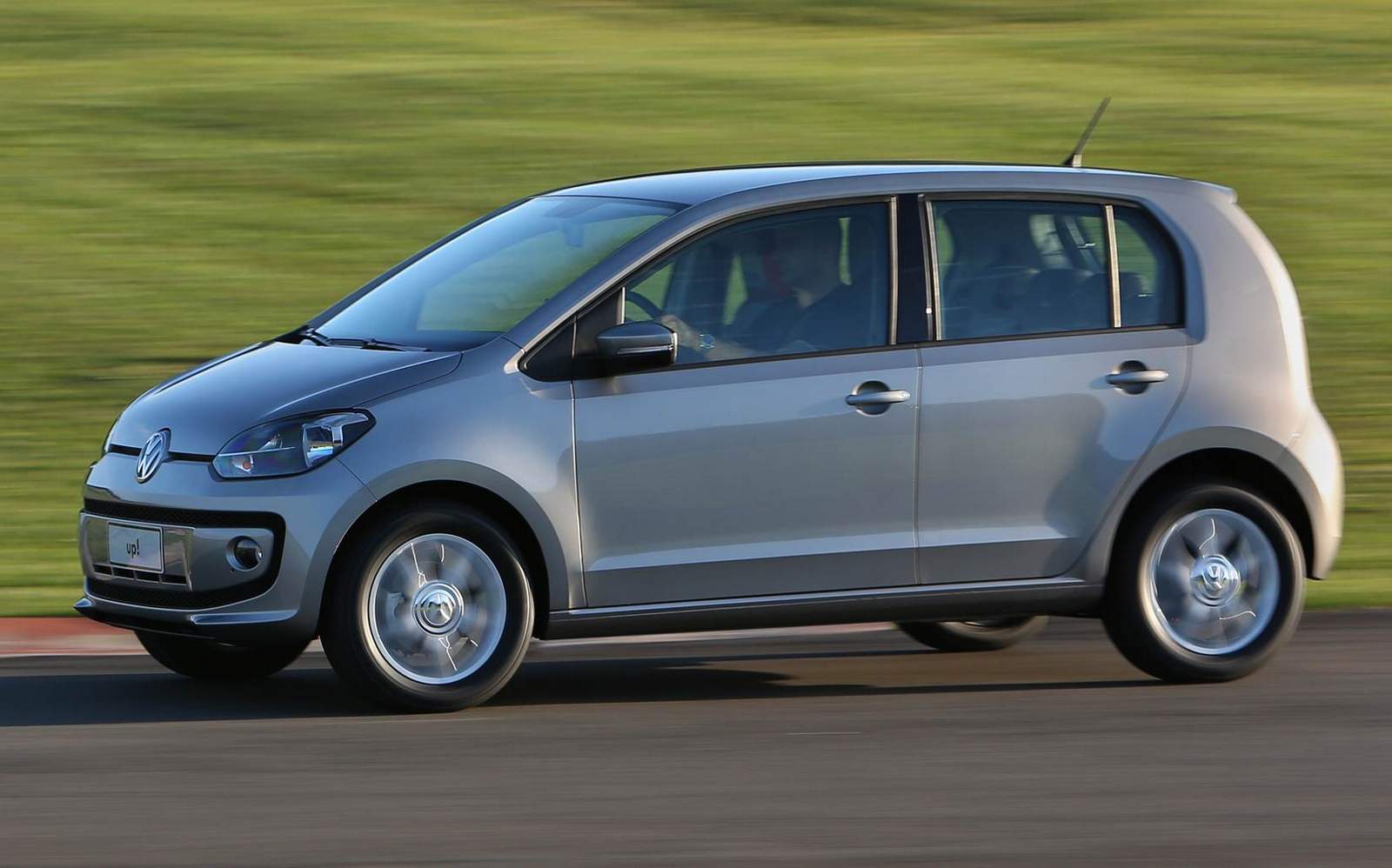 Volkswagen tem taxa de 0,99% em junho para up! e Fox