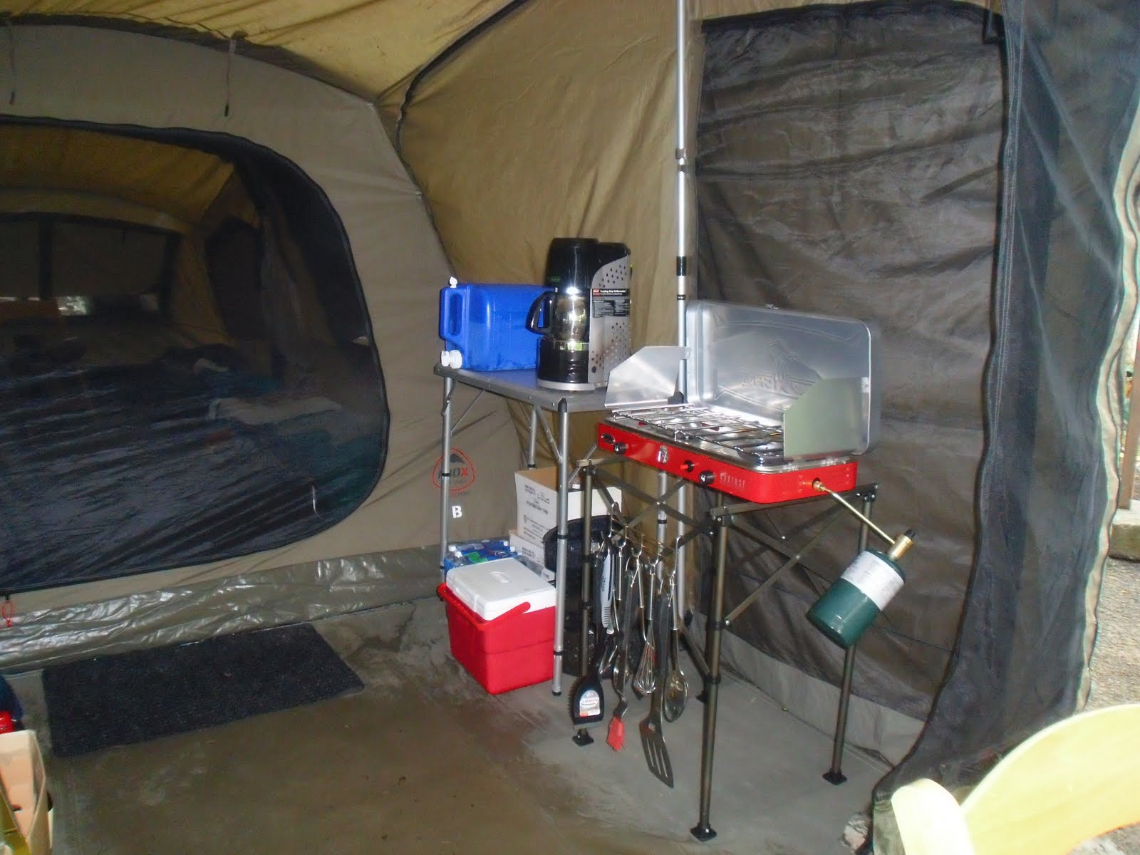 Family Tent Camping : Your OzTent Experience - Jet Tent F30X