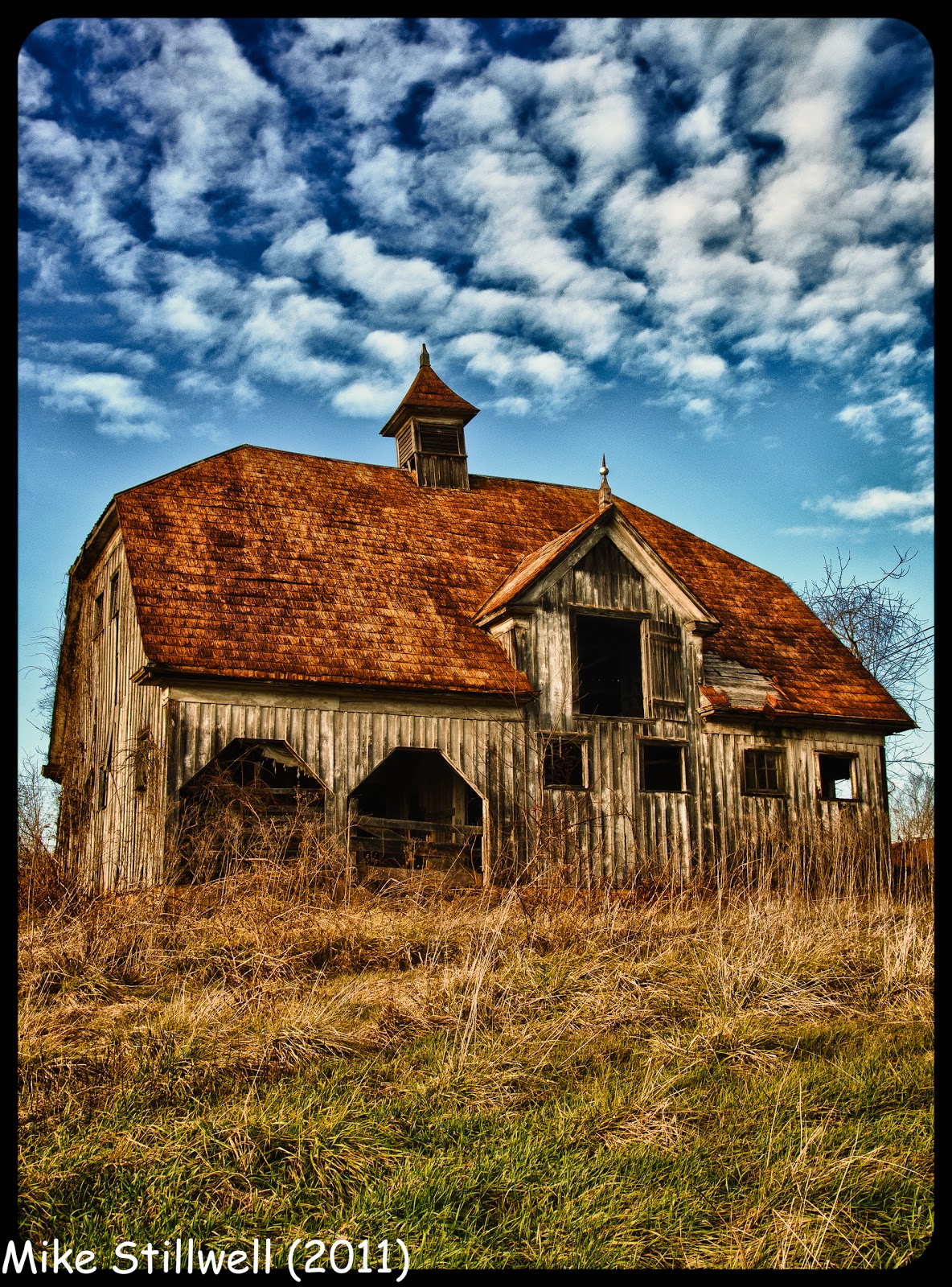 Walking On Empty: Dutch Colonial Hip Roof Barn