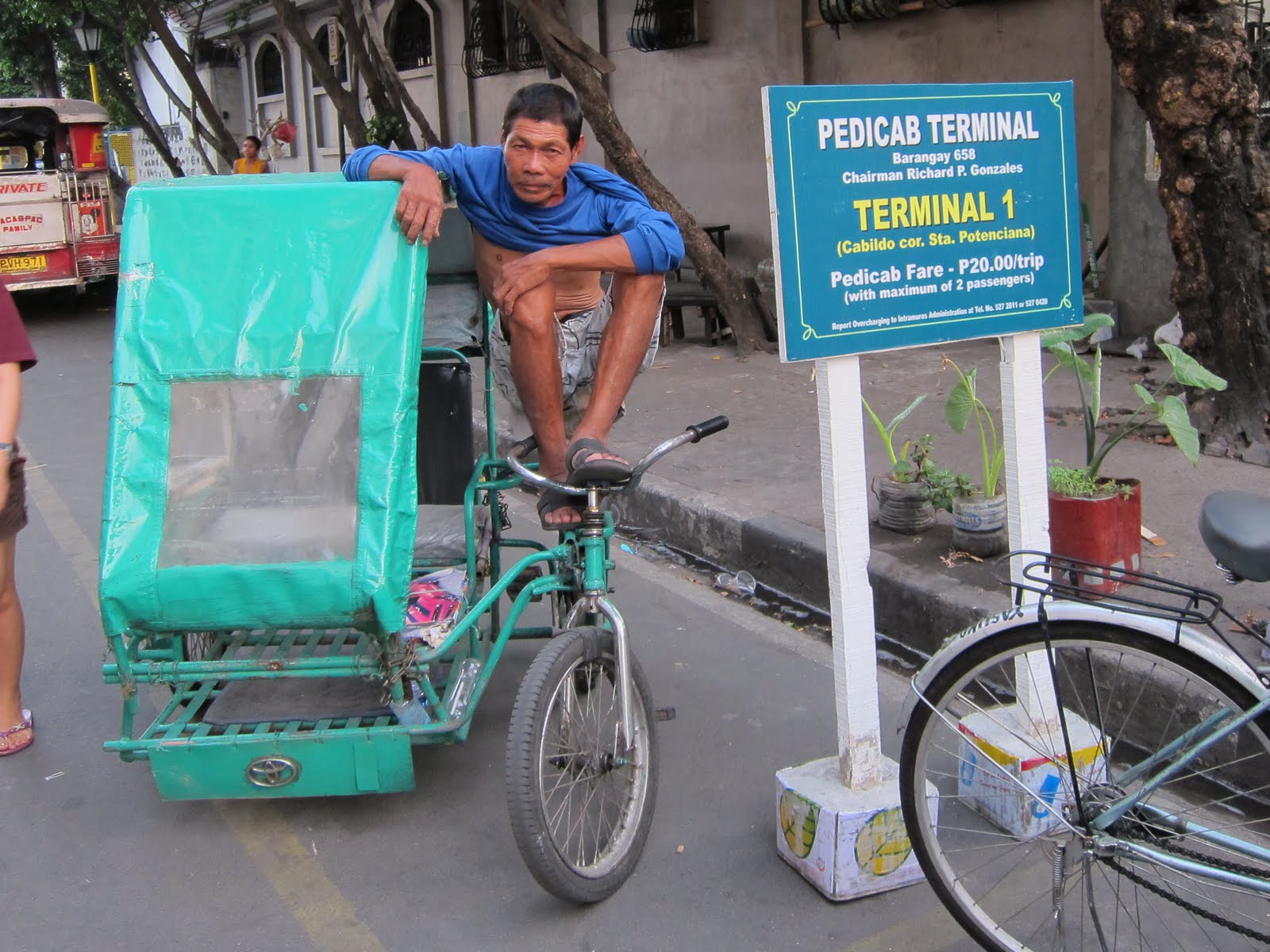brommel: Tricycle station