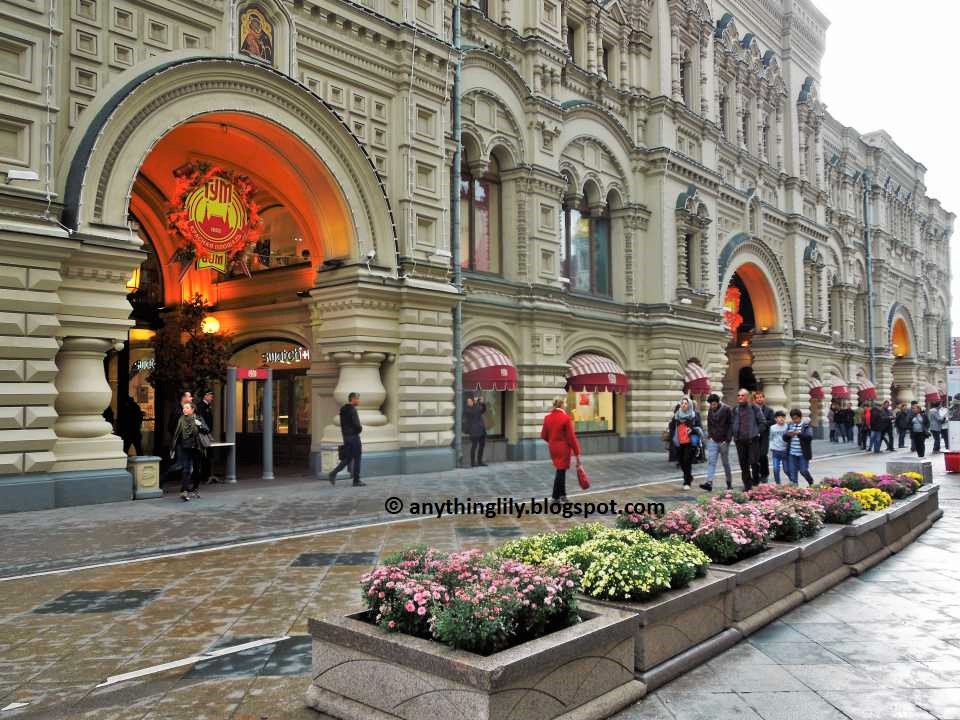 anythinglily: Moscow: GUM Department Store