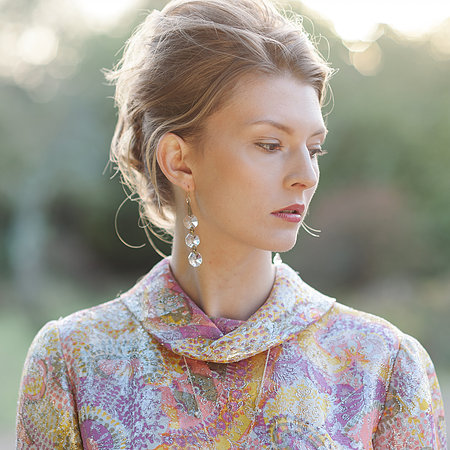 Barevné svatby: Ozdoby do vlasů a šperky - AGNES WALKER