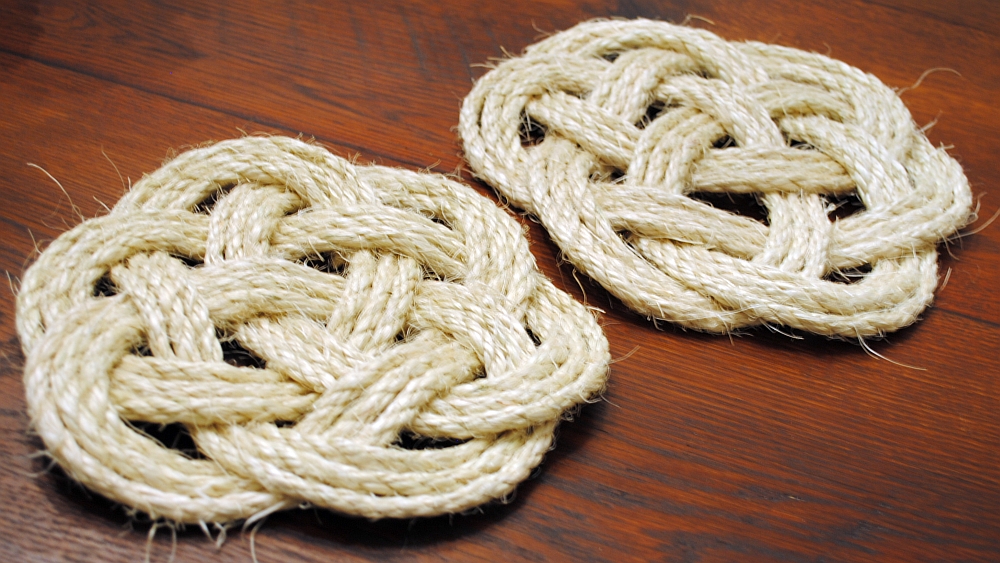 CUrchin Knot: Rope Trivets