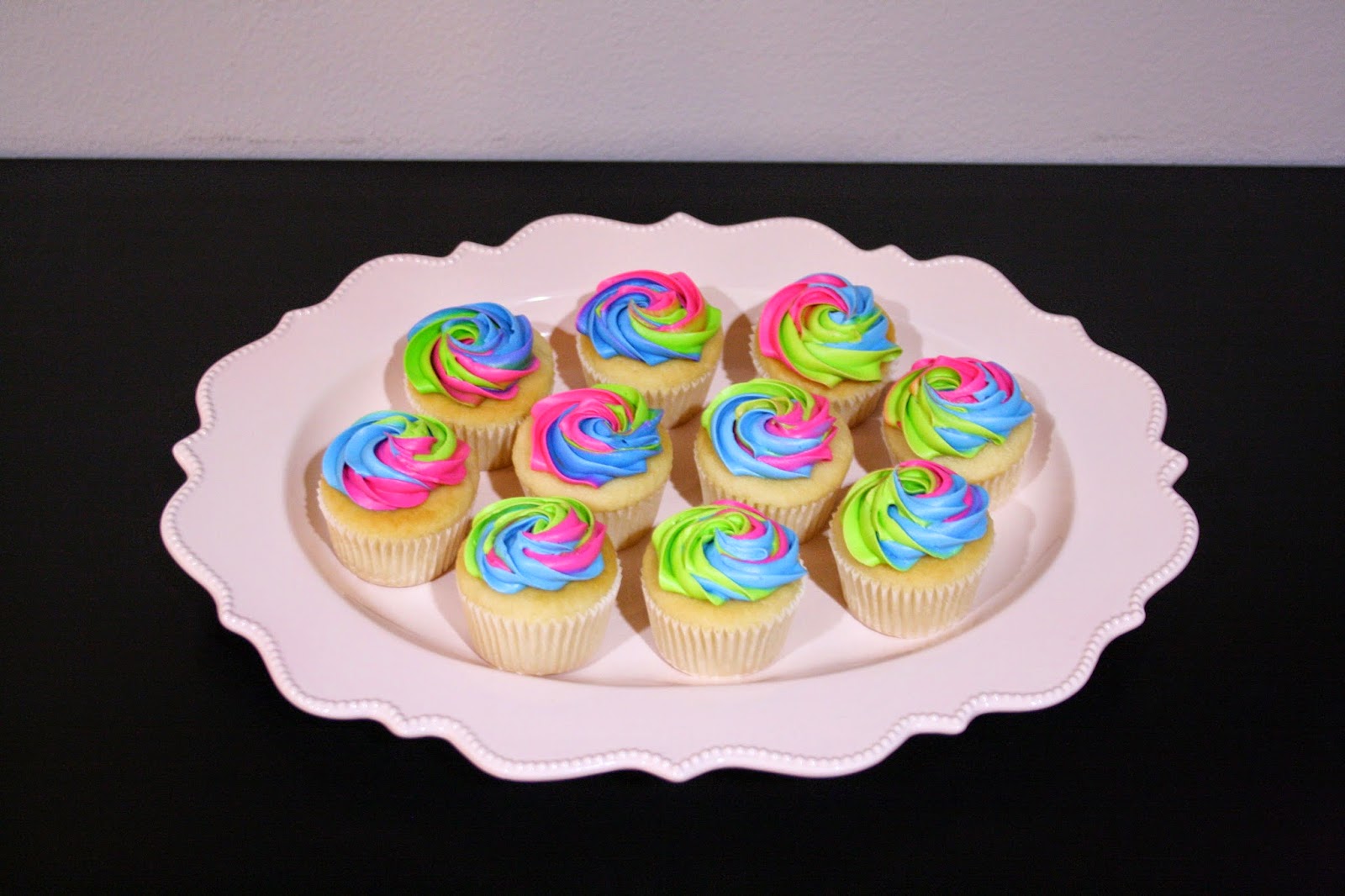 Jacqueline's Sweet Shop: Pink, Blue and Green Swirl Cupcakes