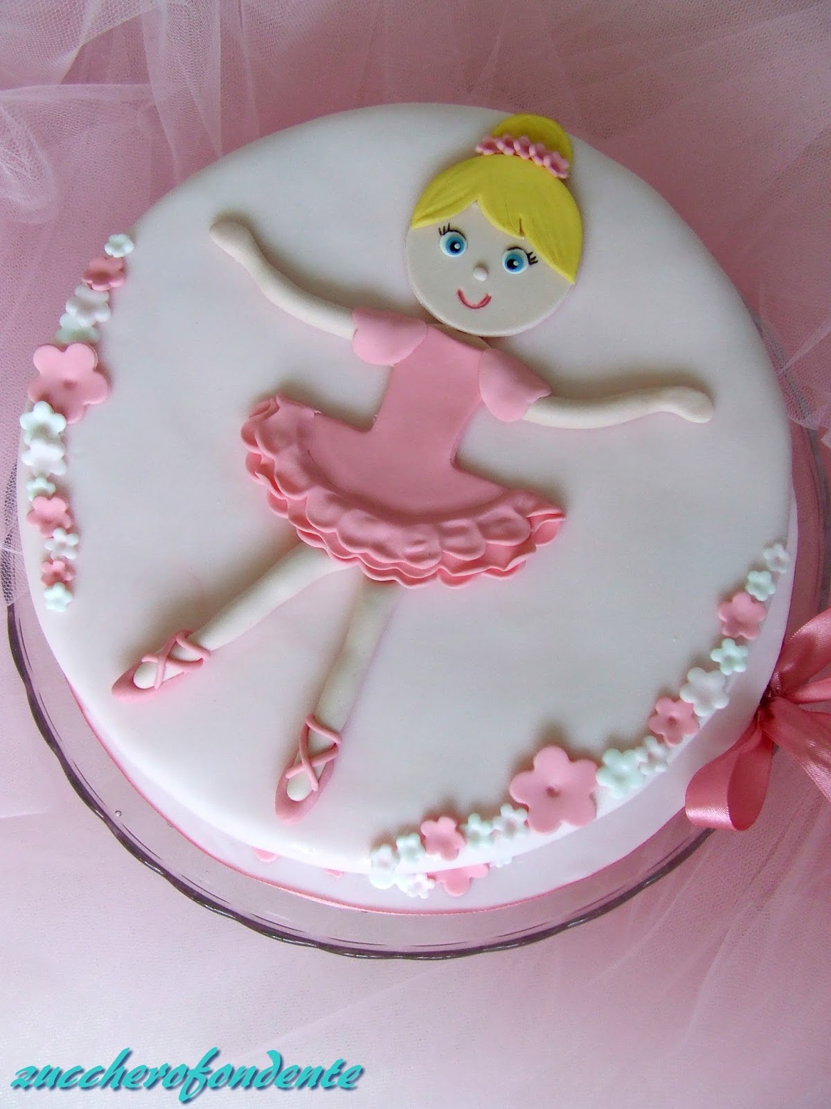 zuccherofondente: torta ballerina