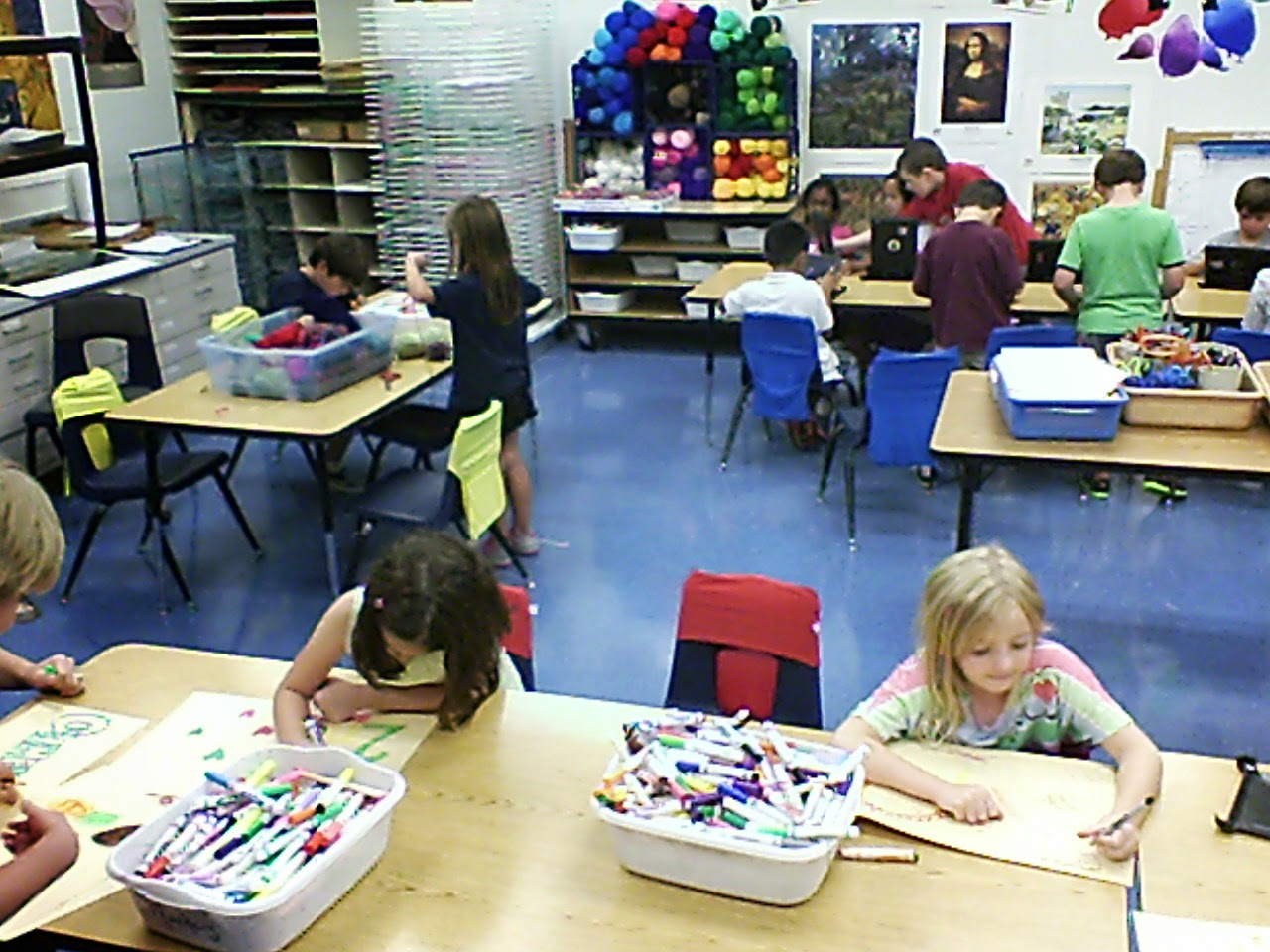 (the way cool) Donald Art Room: How to do: Free Choice Centers