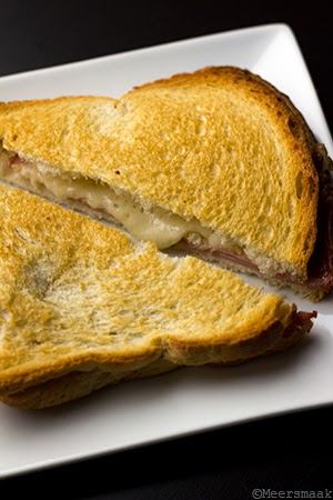 kotrecepten: Croque in de oven met mozzarella, tomaat en mortadella