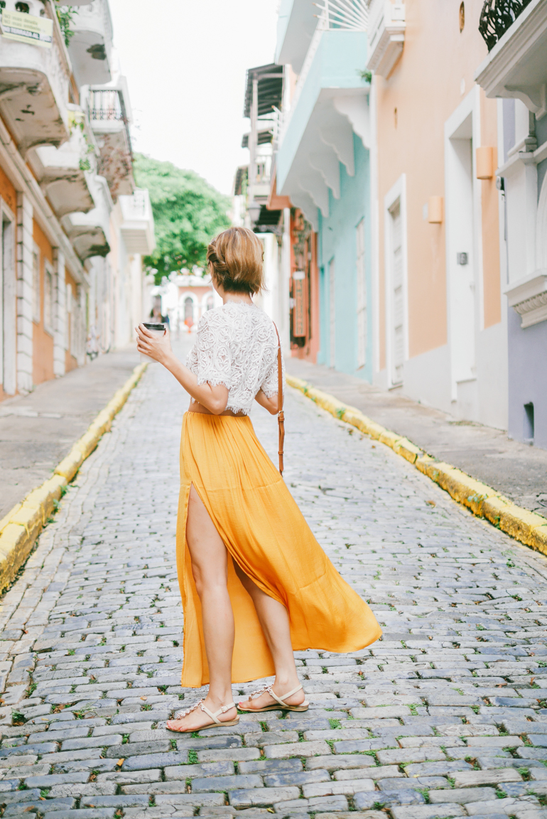 Outfit 》Puerto Rico travel outfit | Lace crop top and maxi skirt