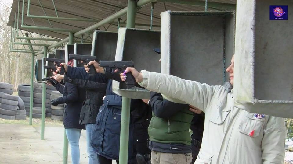 Petru Crsta: INTERZICERE ACCES ÎN POLIGONUL DE TRAGERE ȘI ÎN ...