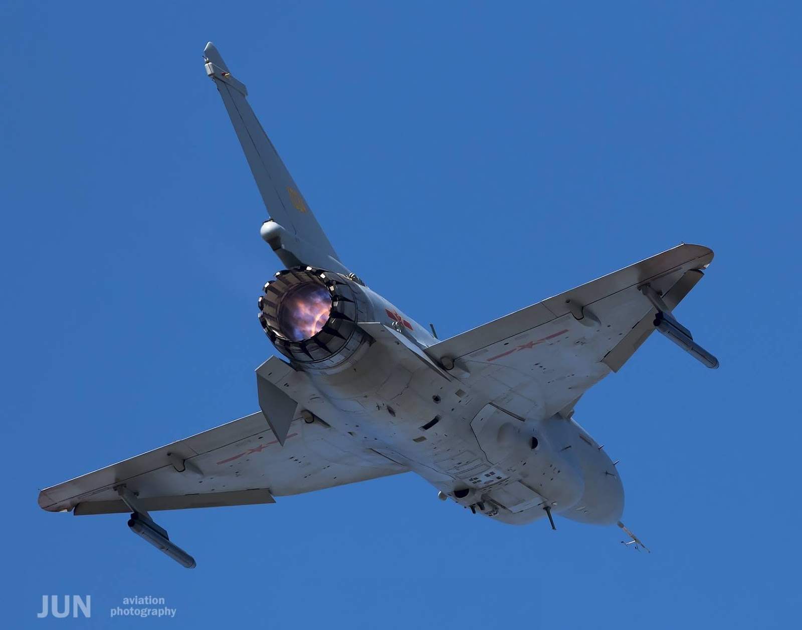 AAG_th บันทึกประจำวัน: ภาพยืนยันเครื่องบินขับไล่ J-10B จีนติดตั้ง ...