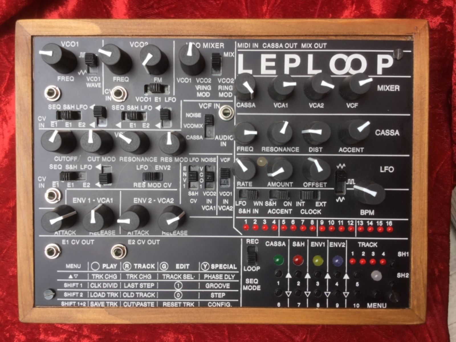 MATRIXSYNTH: LEPLOOP V2 / ANALOG GROOVE-BOX / SYNTHESIZER