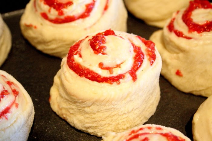 Lemon Drop: Raspberry Breakfast Buns
