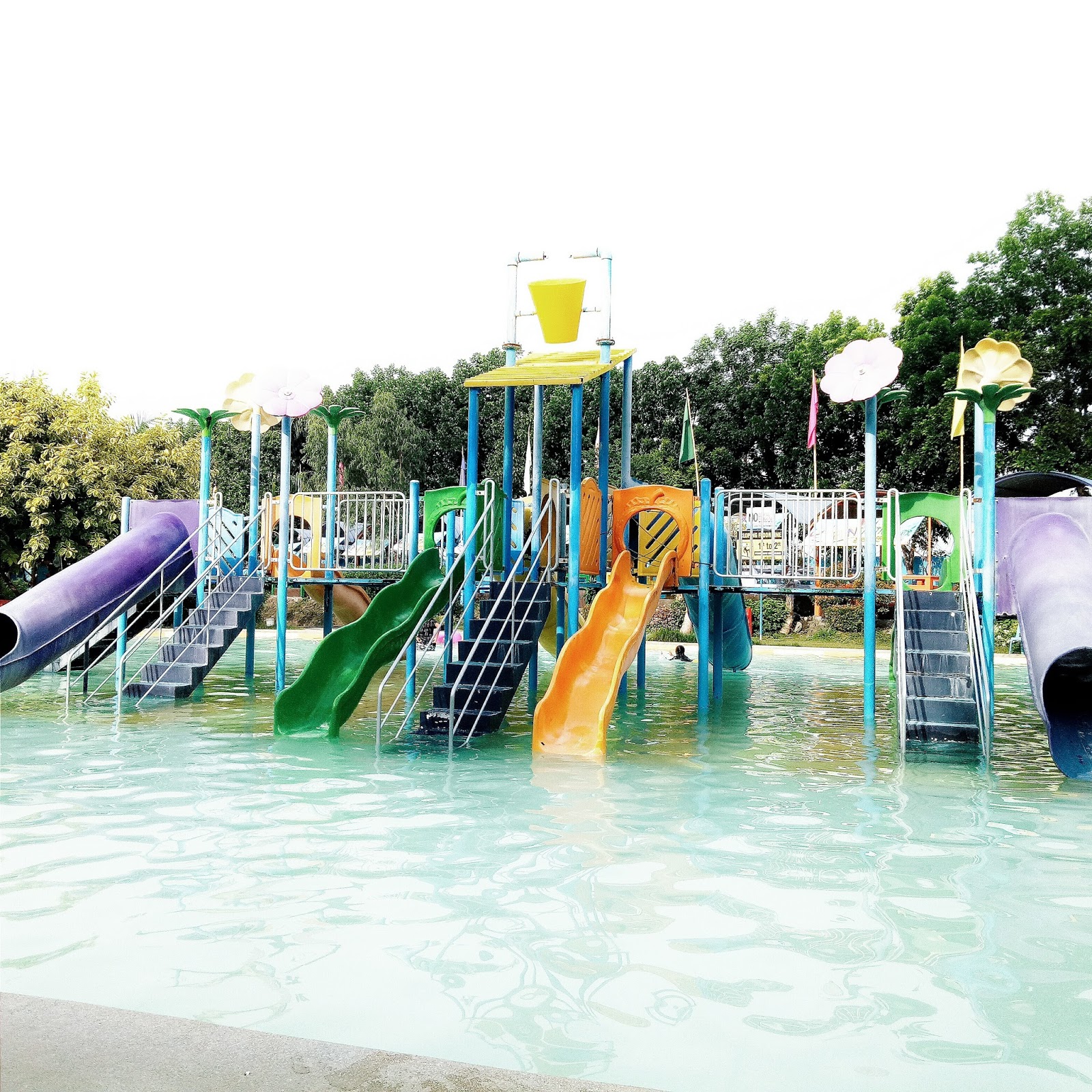 Amana Waterpark Part II - Diane Loresca - Travels. Shops. School