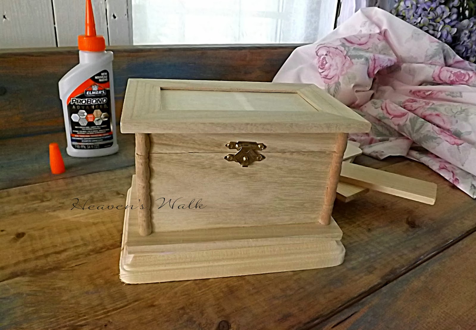 Heaven's Walk: Religious Cross Altar Box