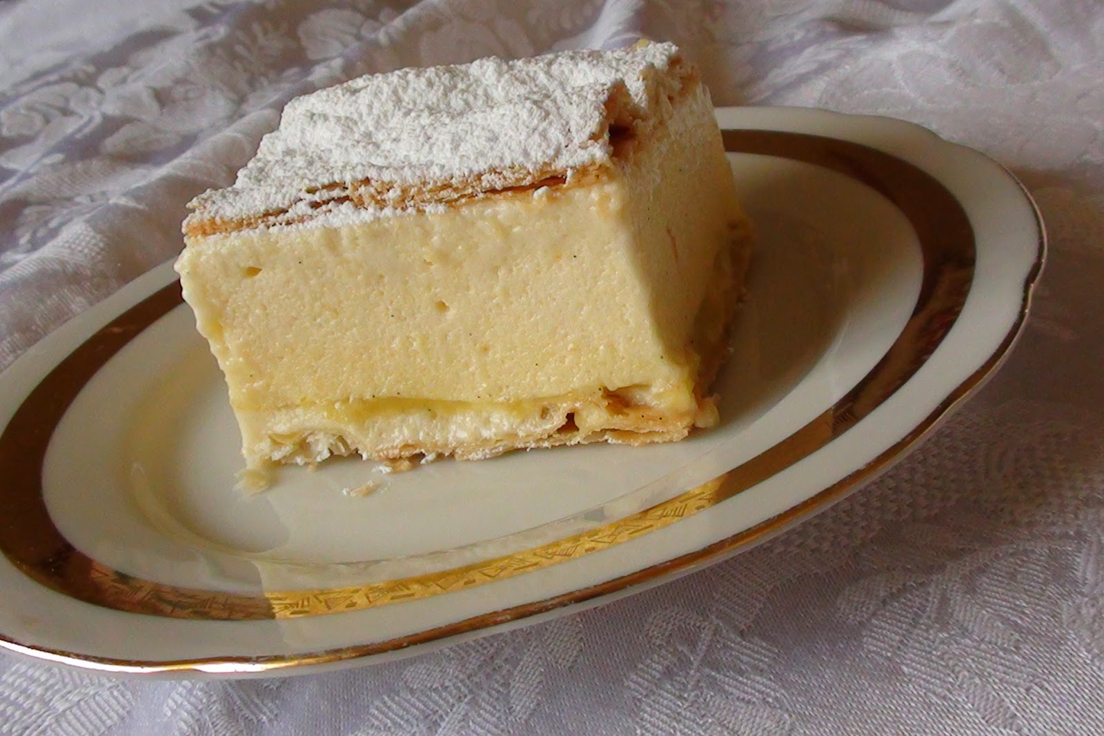 zsuzsa is in the kitchen: HUNGARIAN CUSTARD SLICE - KRÉMES