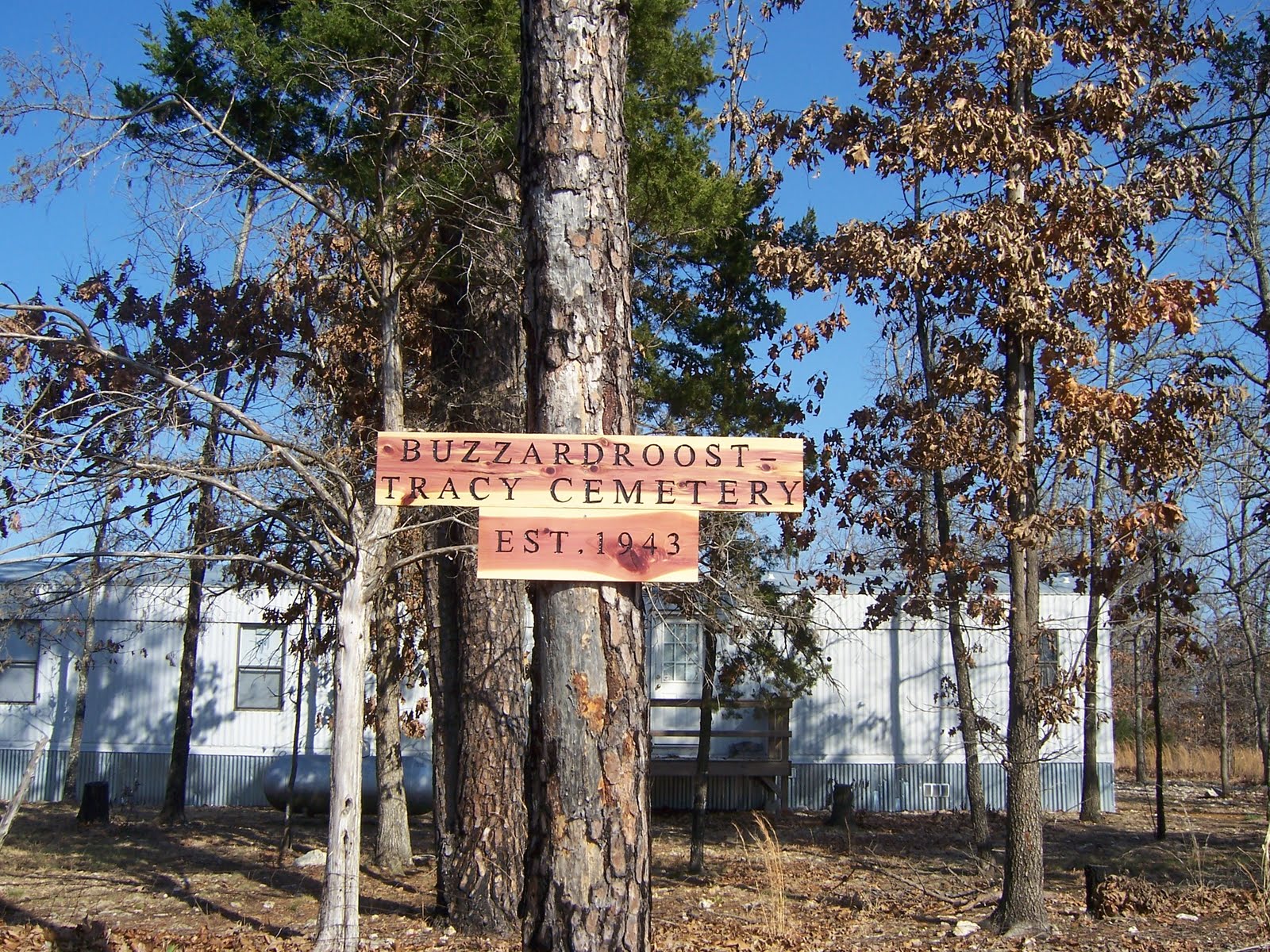 Cemeteries of Baxter County, AR: "New" Buzzard Roost-Tracy Cemetery ...
