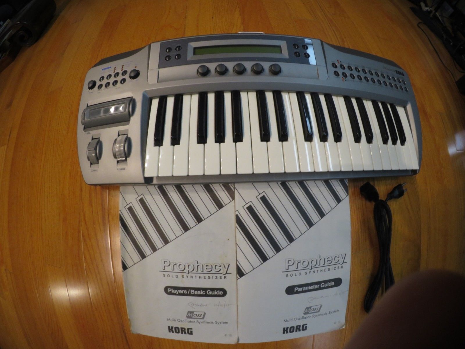 MATRIXSYNTH: KORG Prophecy Solo Synthesizer