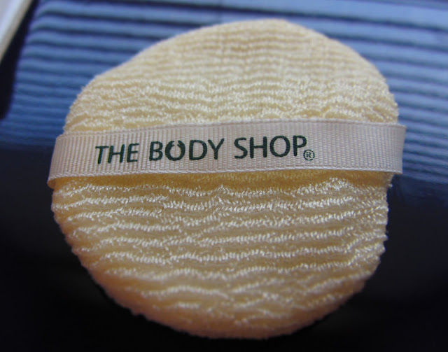 Inspired By The Retired: Review: THE BODY SHOP FACIAL BUFFER