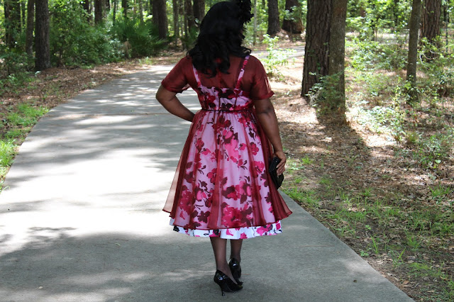 Royal Wedding Simplicity 8252 Completed