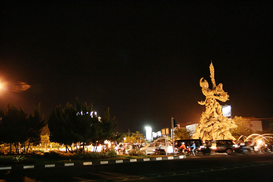 TEMBAKAU LINTING BALI: Statue Of Dewa Ruci