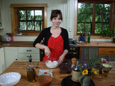 Food Network Gossip: Heartland Table With Amy Thielen Premieres ...