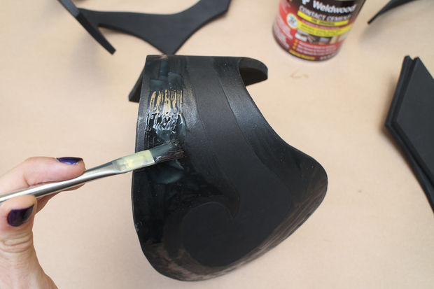 Coser World Cosplay: Introduction to EVA Foam tutorial