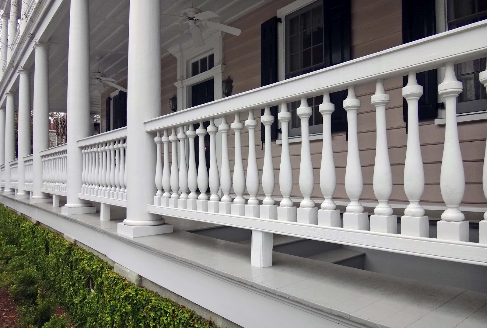 Joe's Retirement Blog: Gardens Gowns and Gates, Charleston, South ...