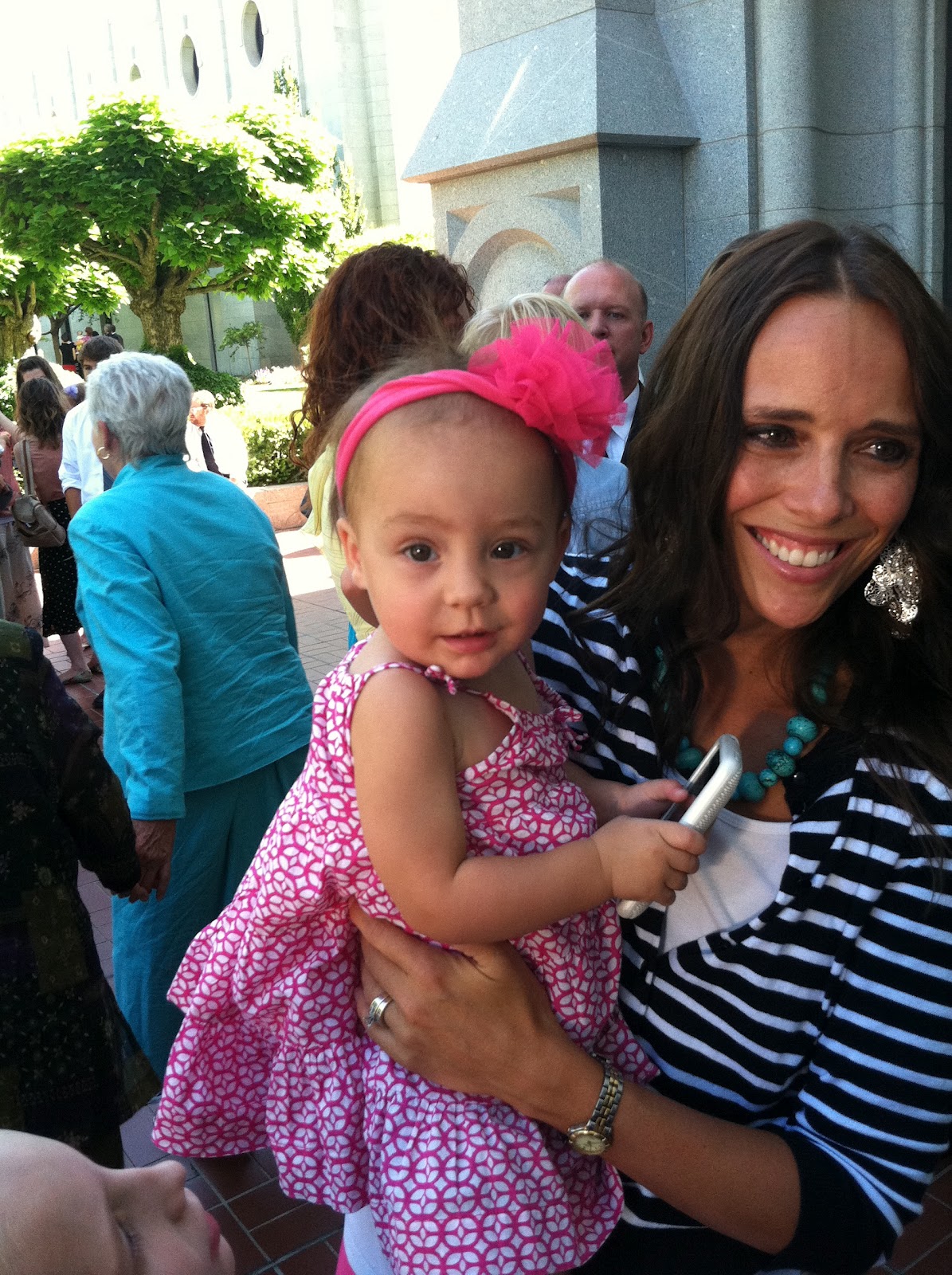 ashley & robbie hulme: hillary and braxton's wedding